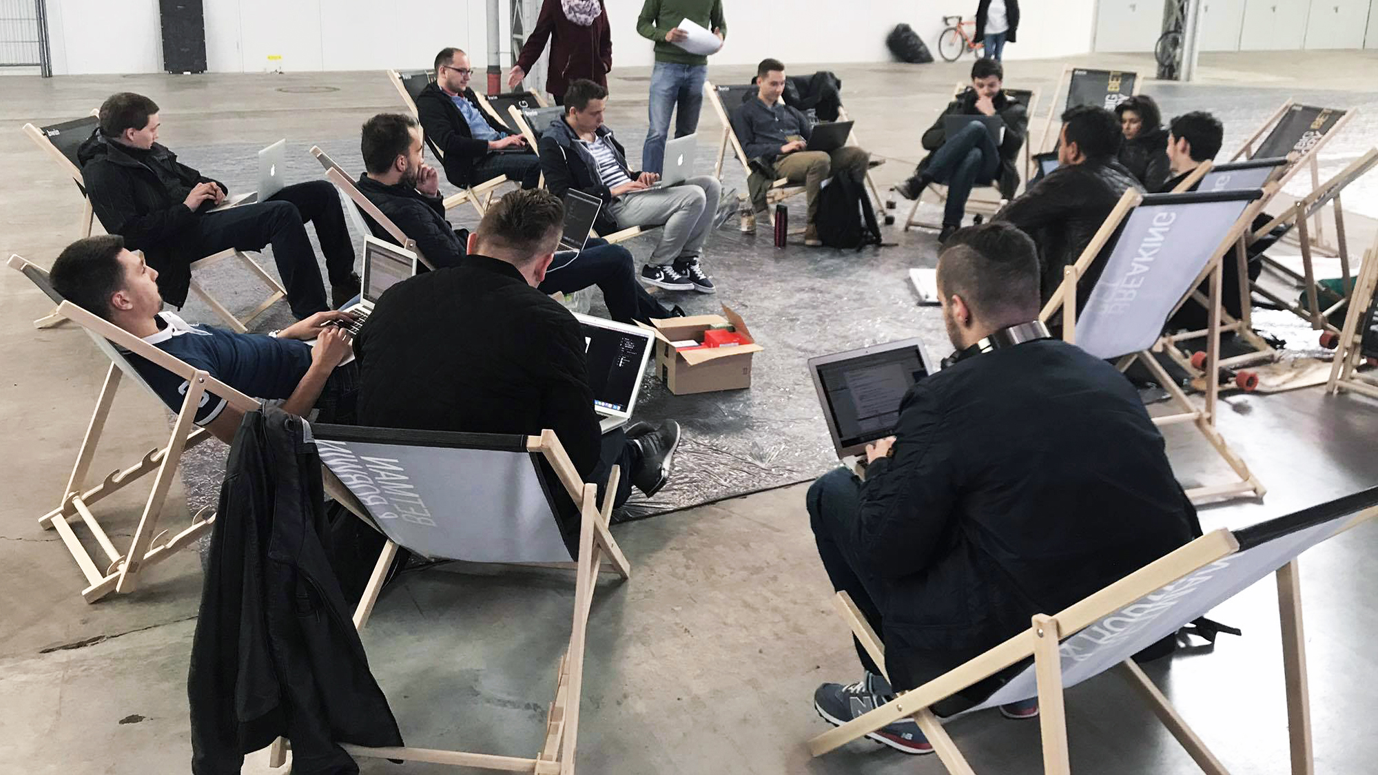 Bundeskanzler an Software-Entwickler: "Ihr tragt wirklich viel zu ...