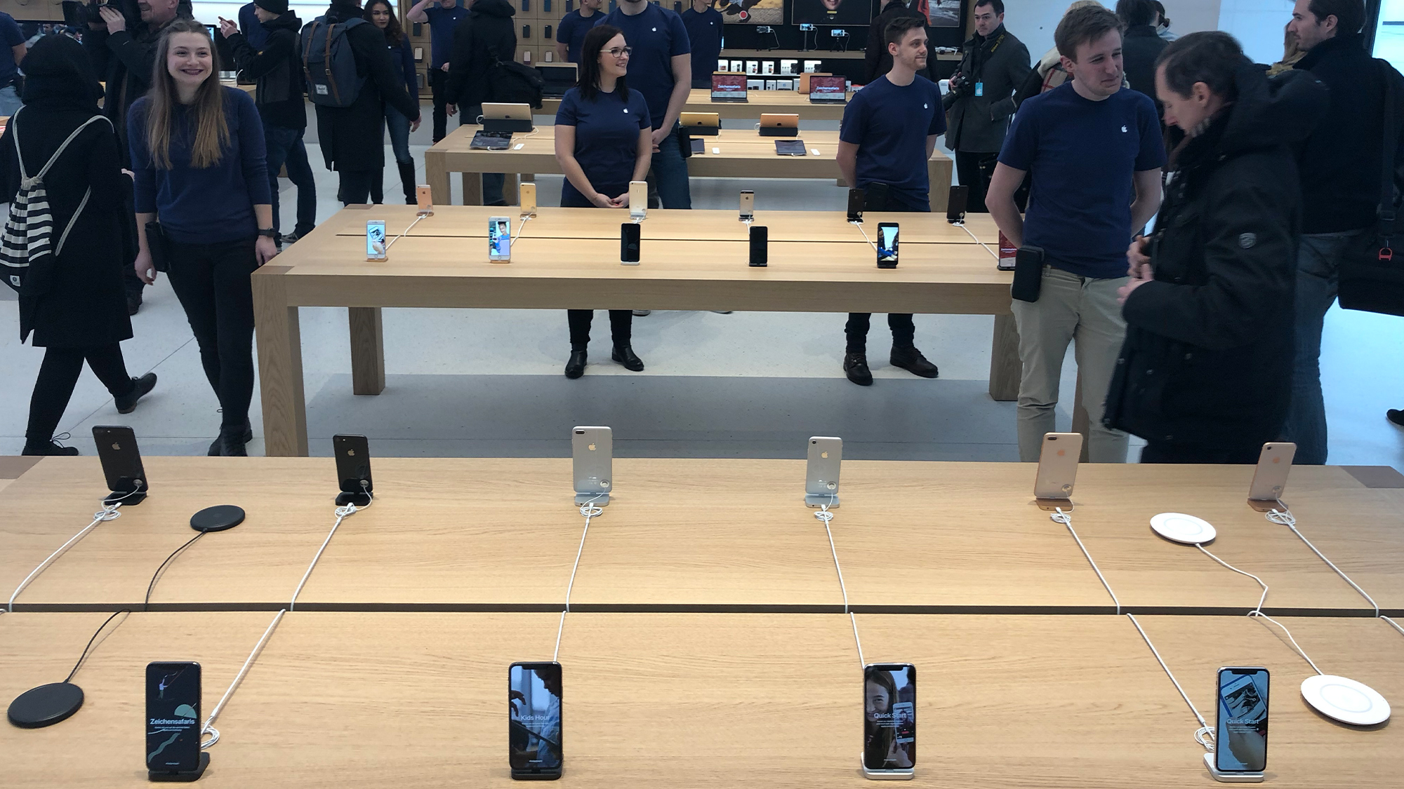 So schaut´s im neuen Wiener Apple Store auf der Kärntner Straße aus