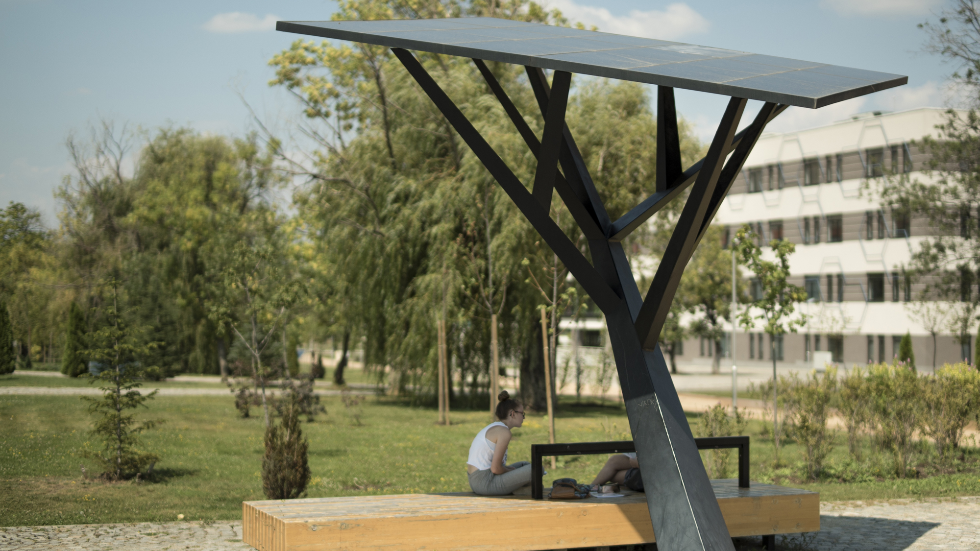 Serbian startup Strawberry Energy raised €455K with smart solar-powered ...