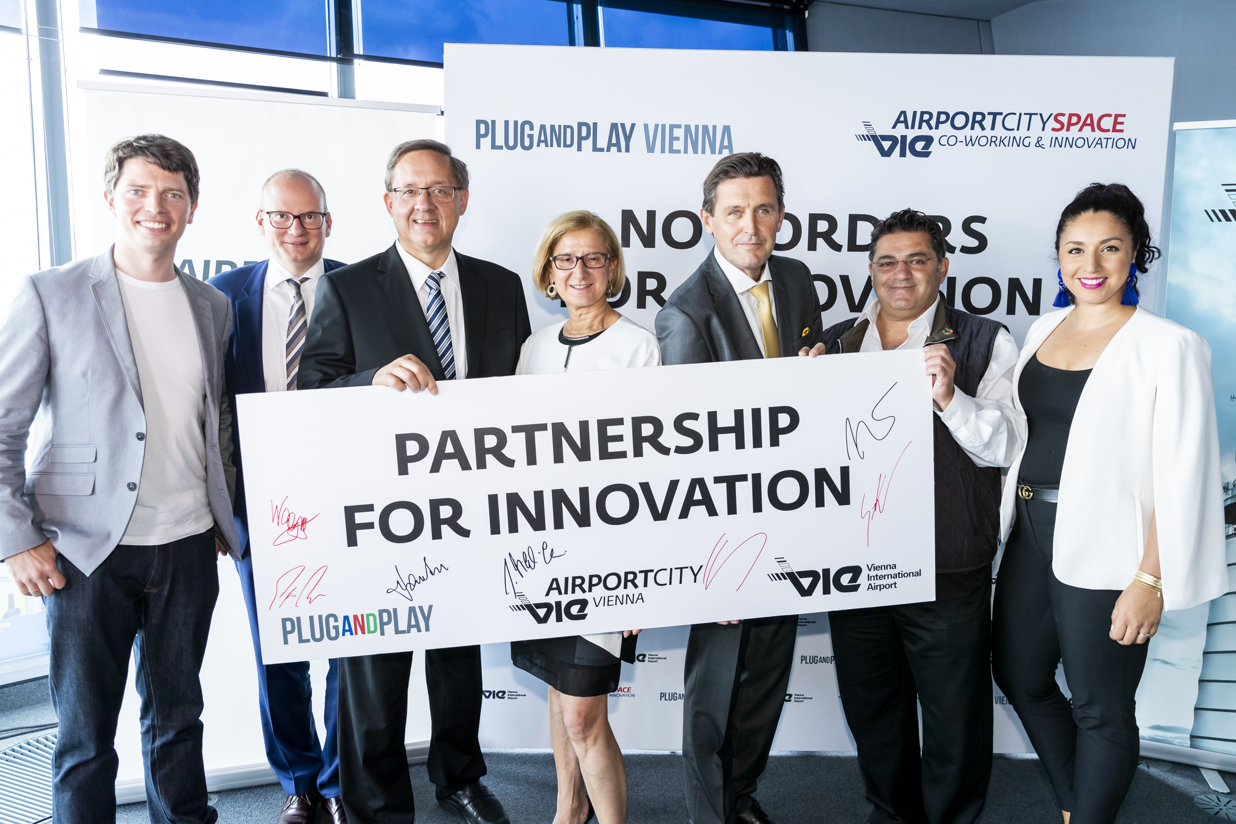 Plug and Play: Die ersten Startups landen am Flughafen Wien