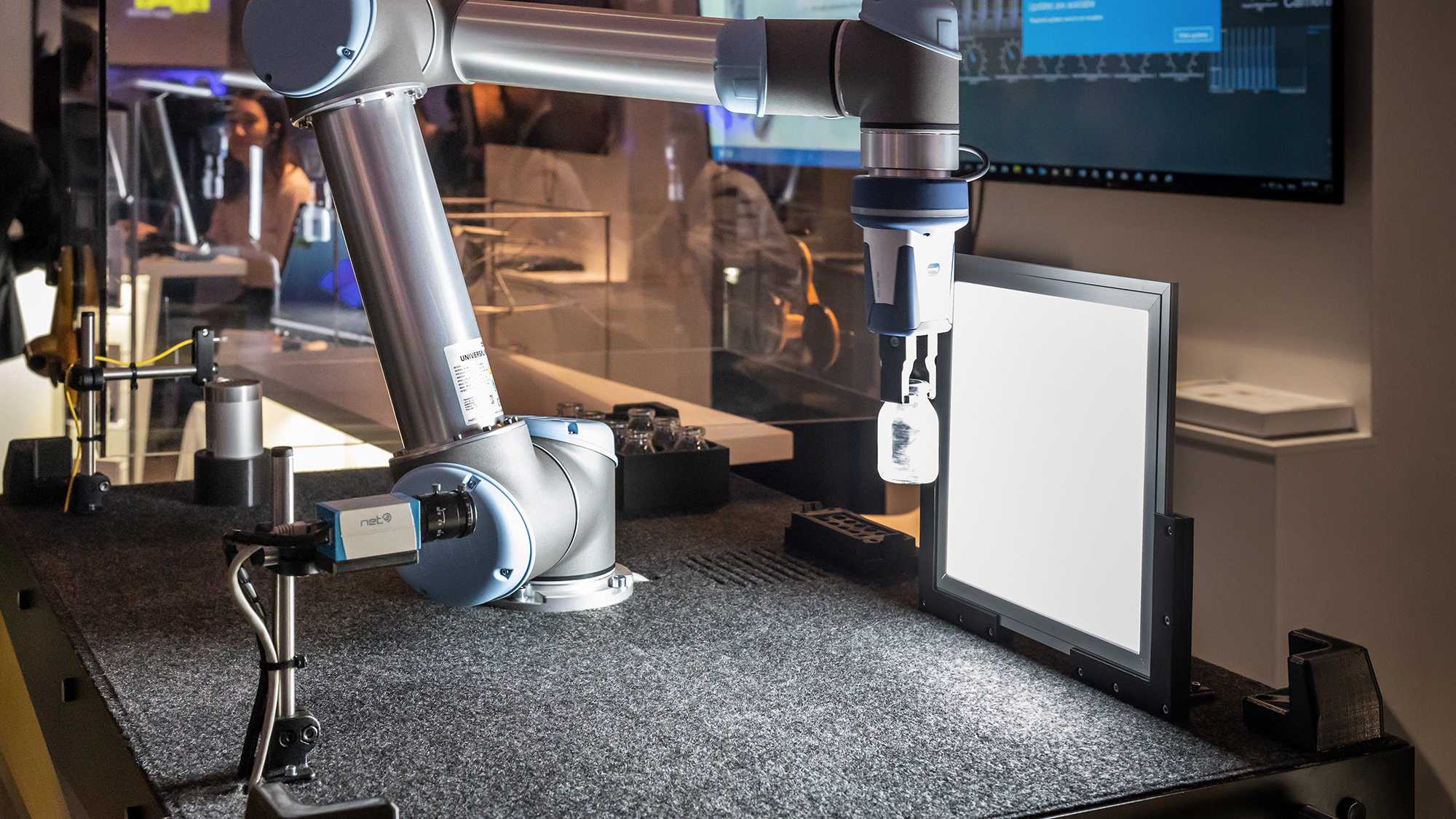 Smart Sensing: Die intelligente Fabrik bekommt Augen und Ohren