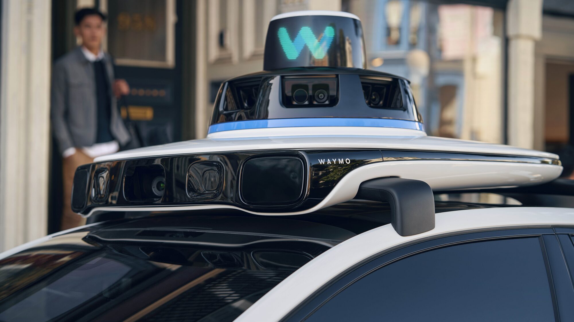 Waymo: Robotaxi-Anbieter startet Fahrten in Los Angeles