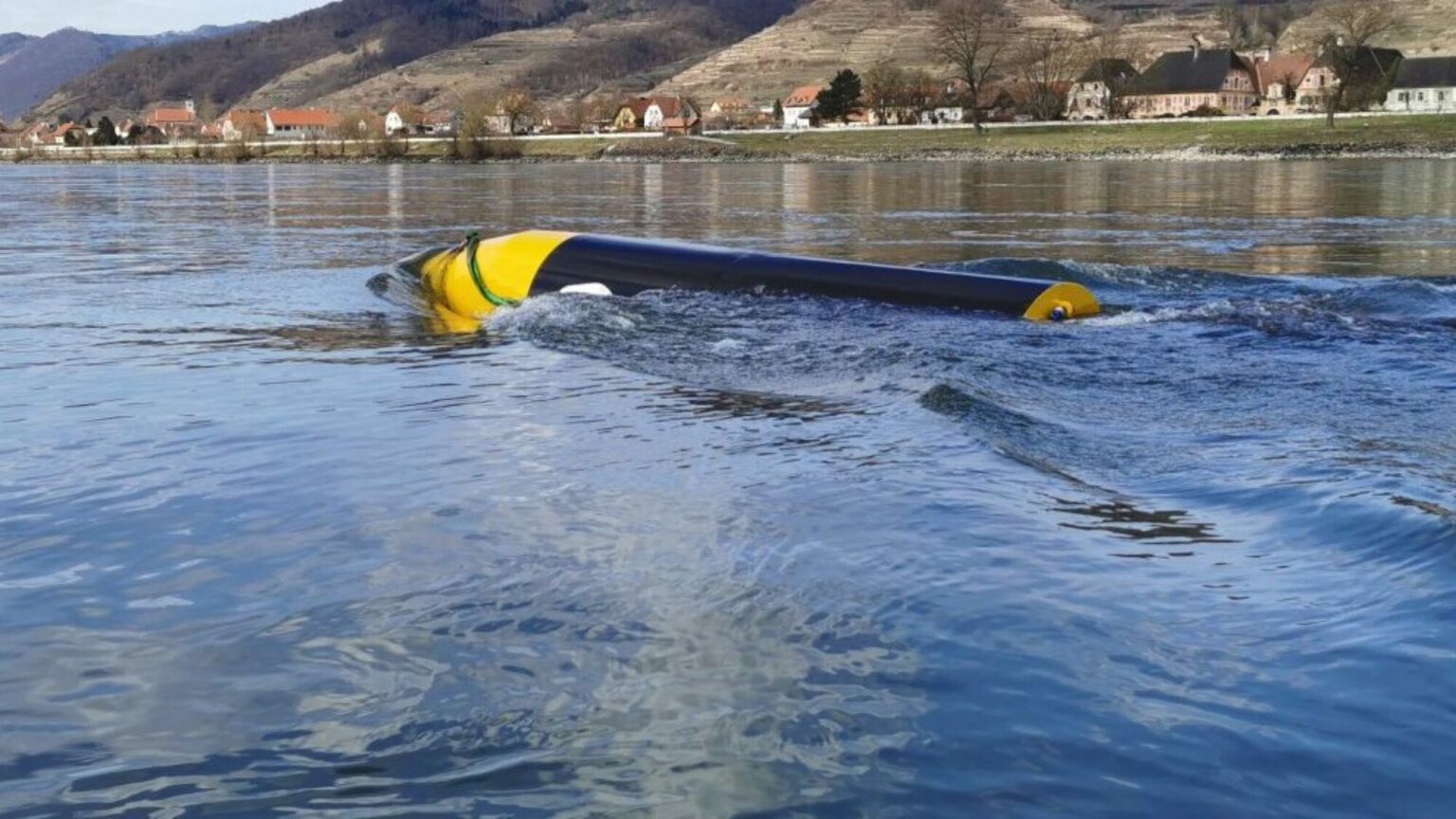 Stromboje: Vater und Sohn bauen Kleinwasserkraftwerke für die Energiewende