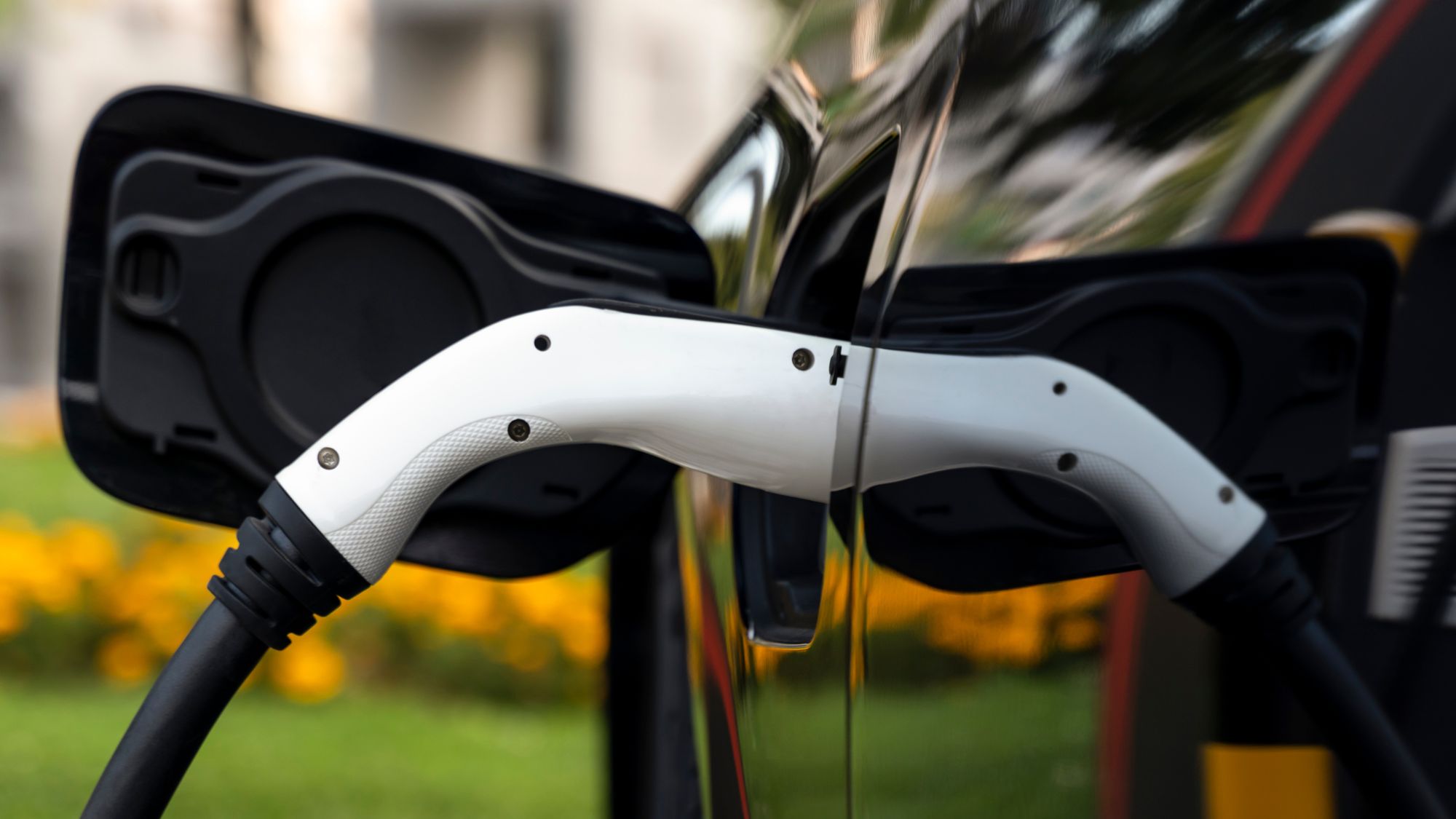 Universelles „Plug and Charge“-Protokoll für das Laden von ...