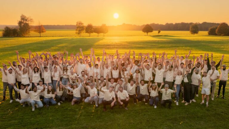 Mistral AI arbeitet an einem der größten KI-Rechenzentren der Welt bei ...